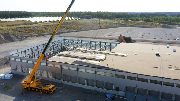 Schenker, Lempäälä - kattoelementit logistiikkahalliin
